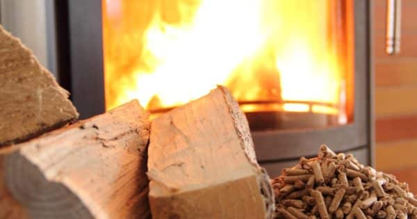 Poêle à granulés vs insert à granulés: quels avantages, comment choisir ...